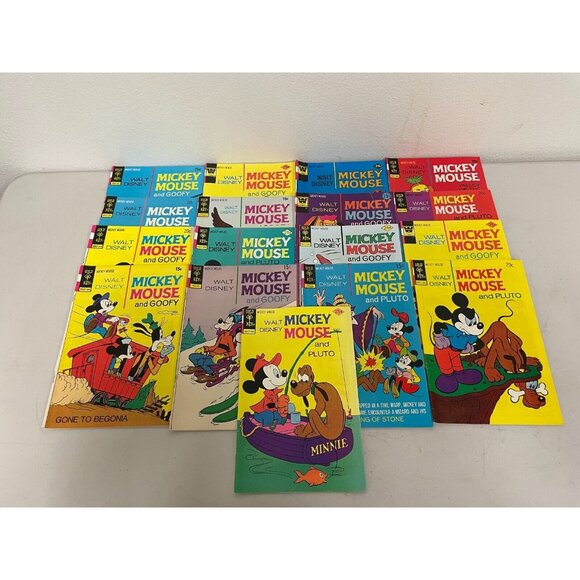 Office | Lot Of 17 Walt Disney Mickey Mouse Goofy Pluto Comic Book Gold ...